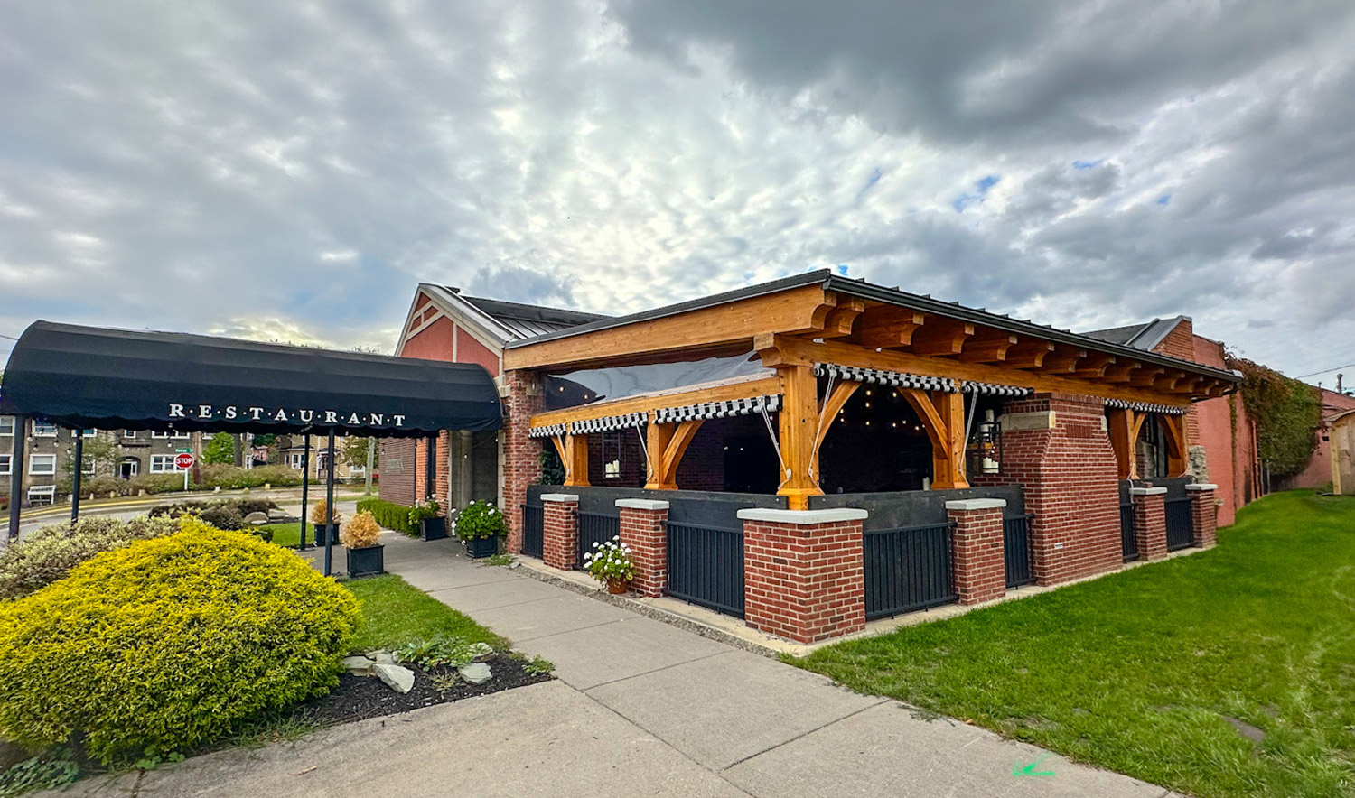 Dining Restaurant in Jamestown New York